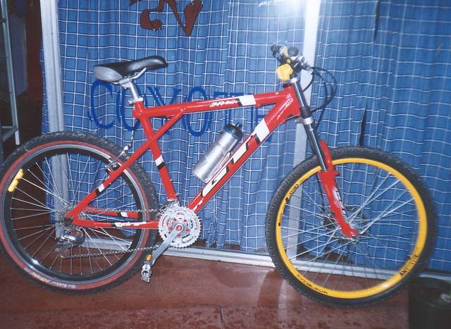 GT ARROWHEAD 99,SUPER ARMADO ,IMPECABLE venta bicicleta btt