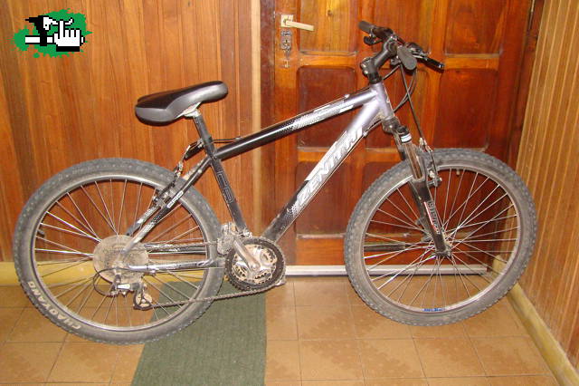 Bicicleta Zenith cima usada