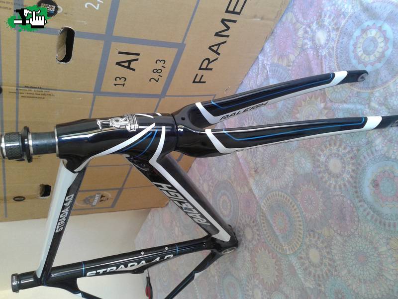 Cuadro y horquilla de carbono Raleigh Strada 4.0 nueva Bicicleta en ...