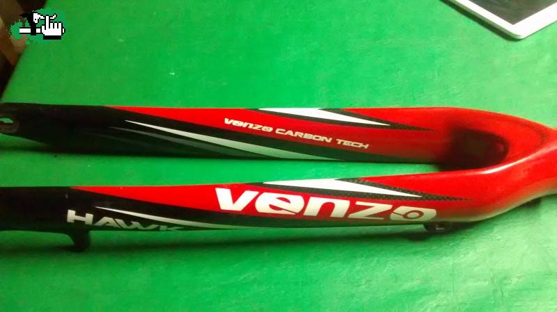 Vendido Horquilla Rígida Venzo Hawk Full Carbono Rod 29 Tapered usada ...