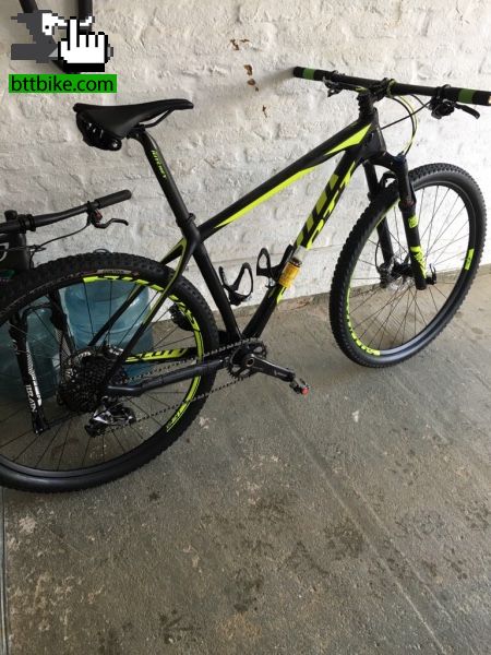 Scott Scale RC WC usada Bicicleta en Venta - BTT