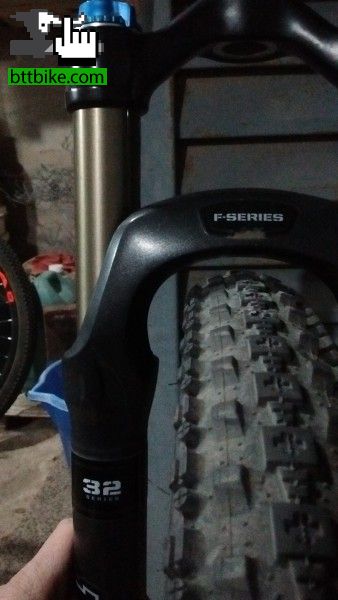 Horquilla Fox F Series 32 FIT RLC usada en Venta - BTT