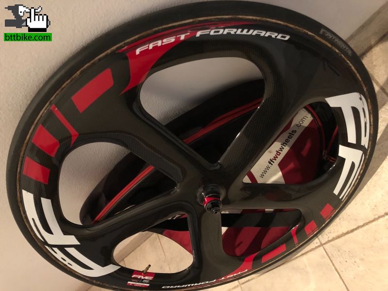 FAST FORWARD FIVE usada en Venta - BTT