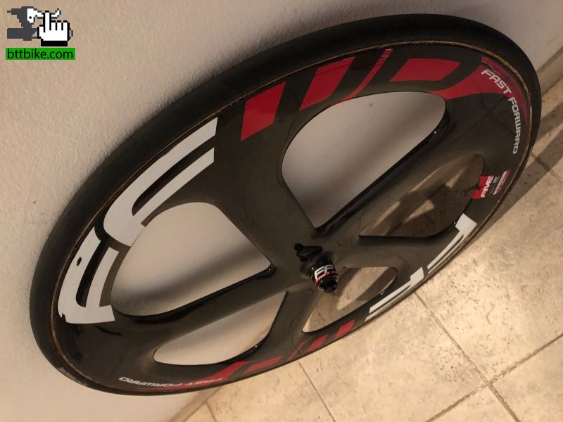 FAST FORWARD FIVE usada en Venta - BTT